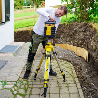 Frostschutzschicht unter Streifenfundament einbauen - Aushub ...