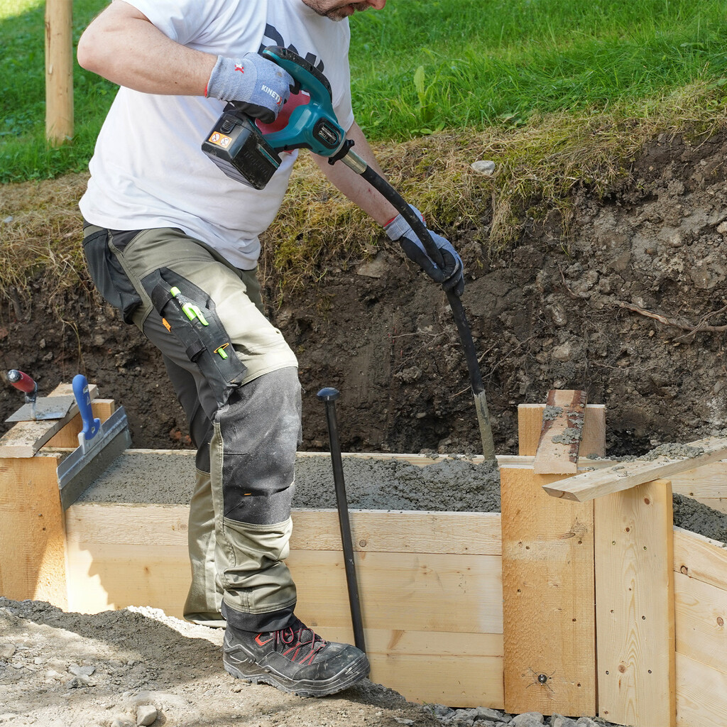 Streifenfundament ohne Bewehrung betonieren - Aushub, Frostschutz ...